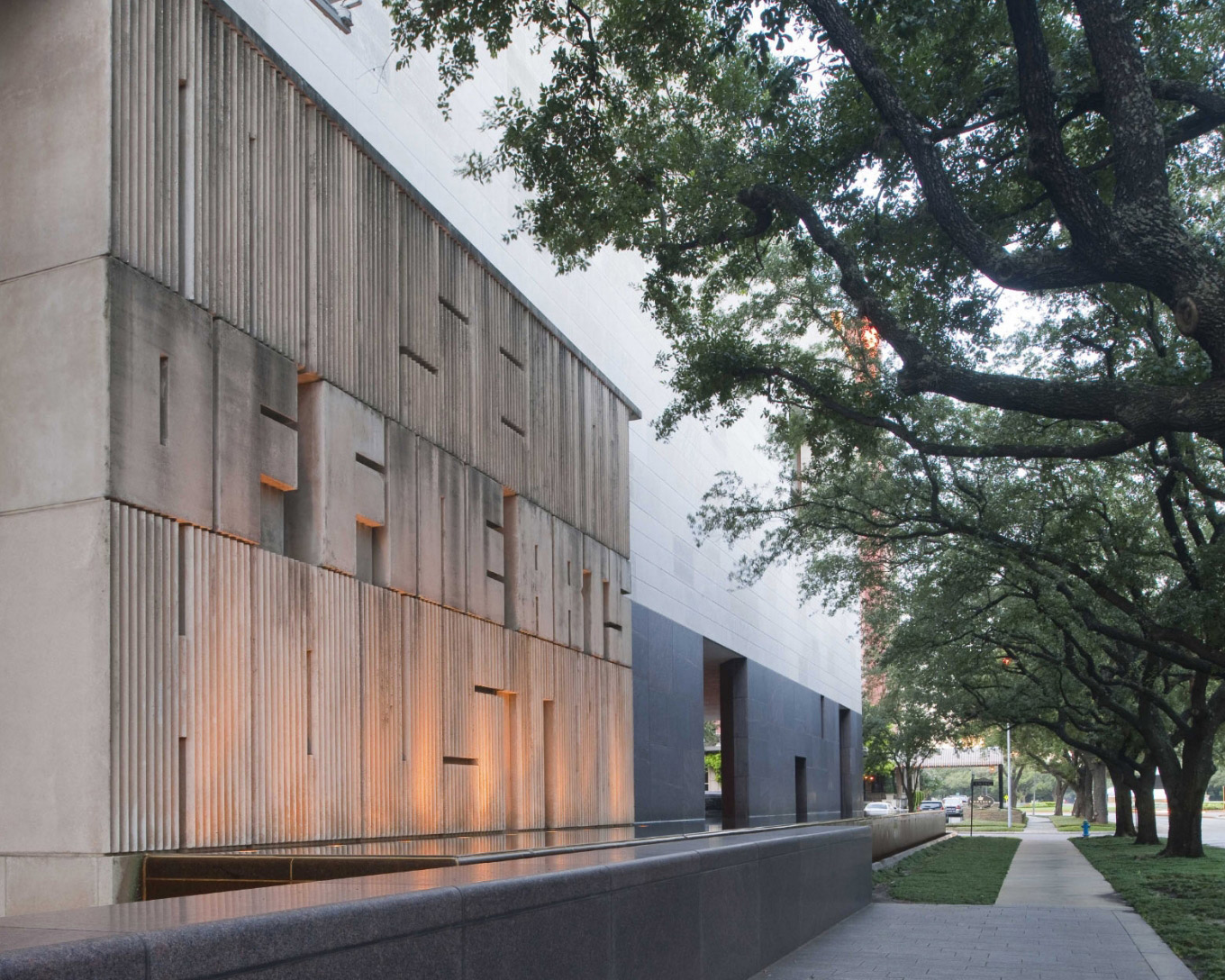 The Museum of Fine Arts, Houston – Houston Museum District